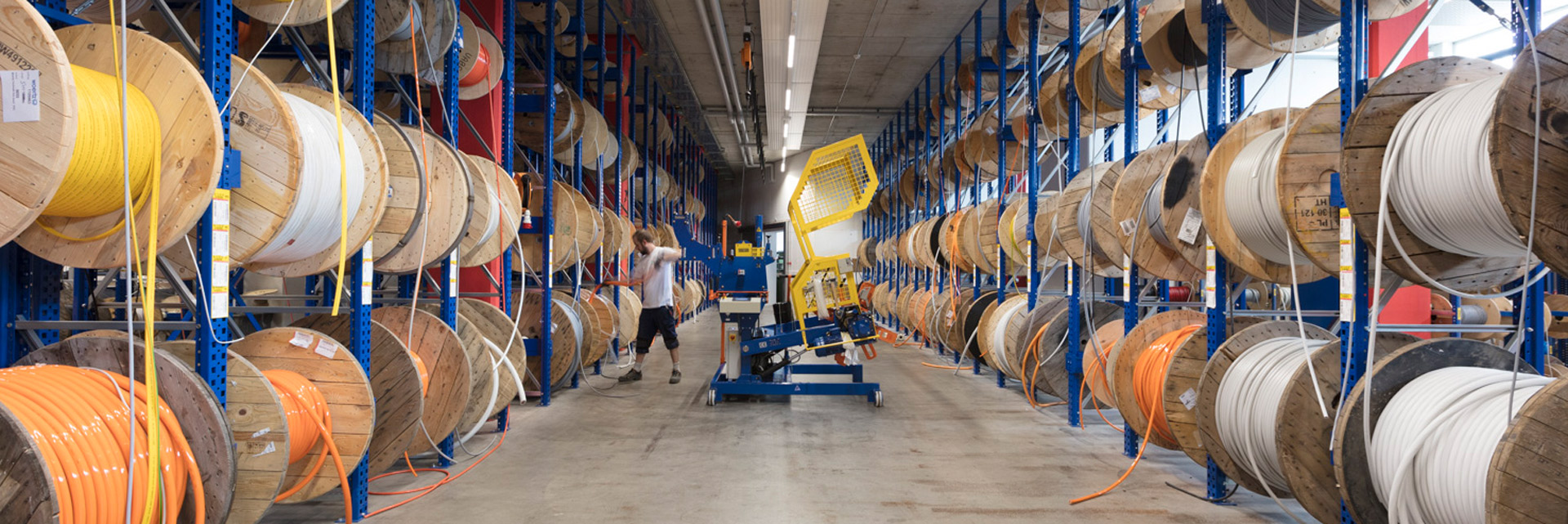 Information und Weiterbildung - Elektro-Material AG