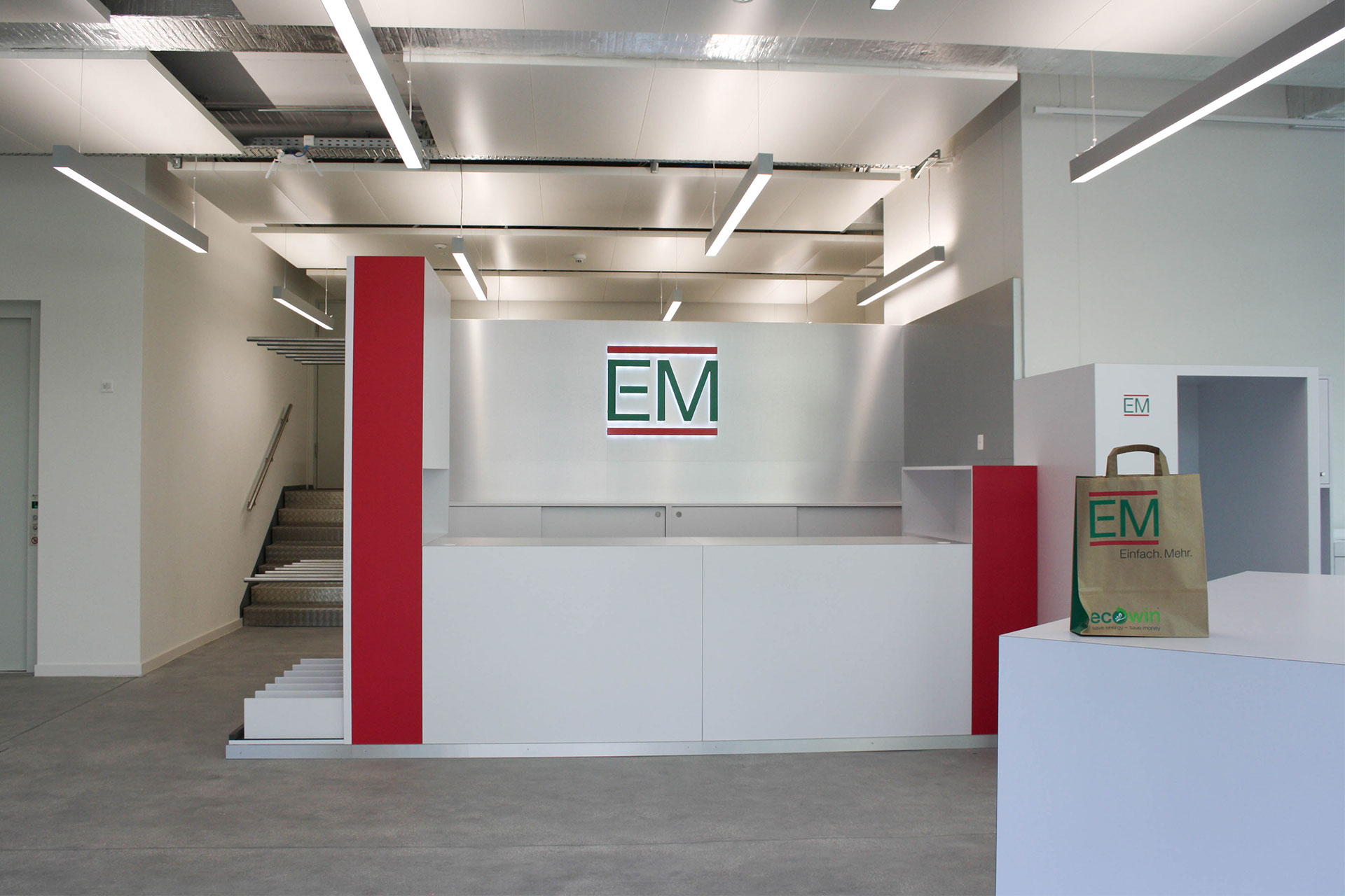 La meilleure adresse pour votre matériel électrotechnique, industrie et ...